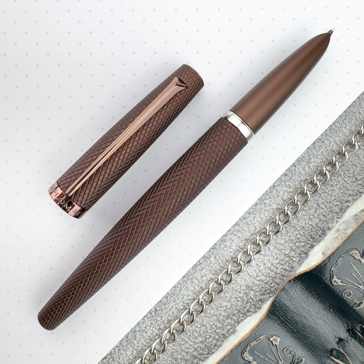 Diplomat Viper Fountain Pen - Brown Guilloche – Atlas Stationers