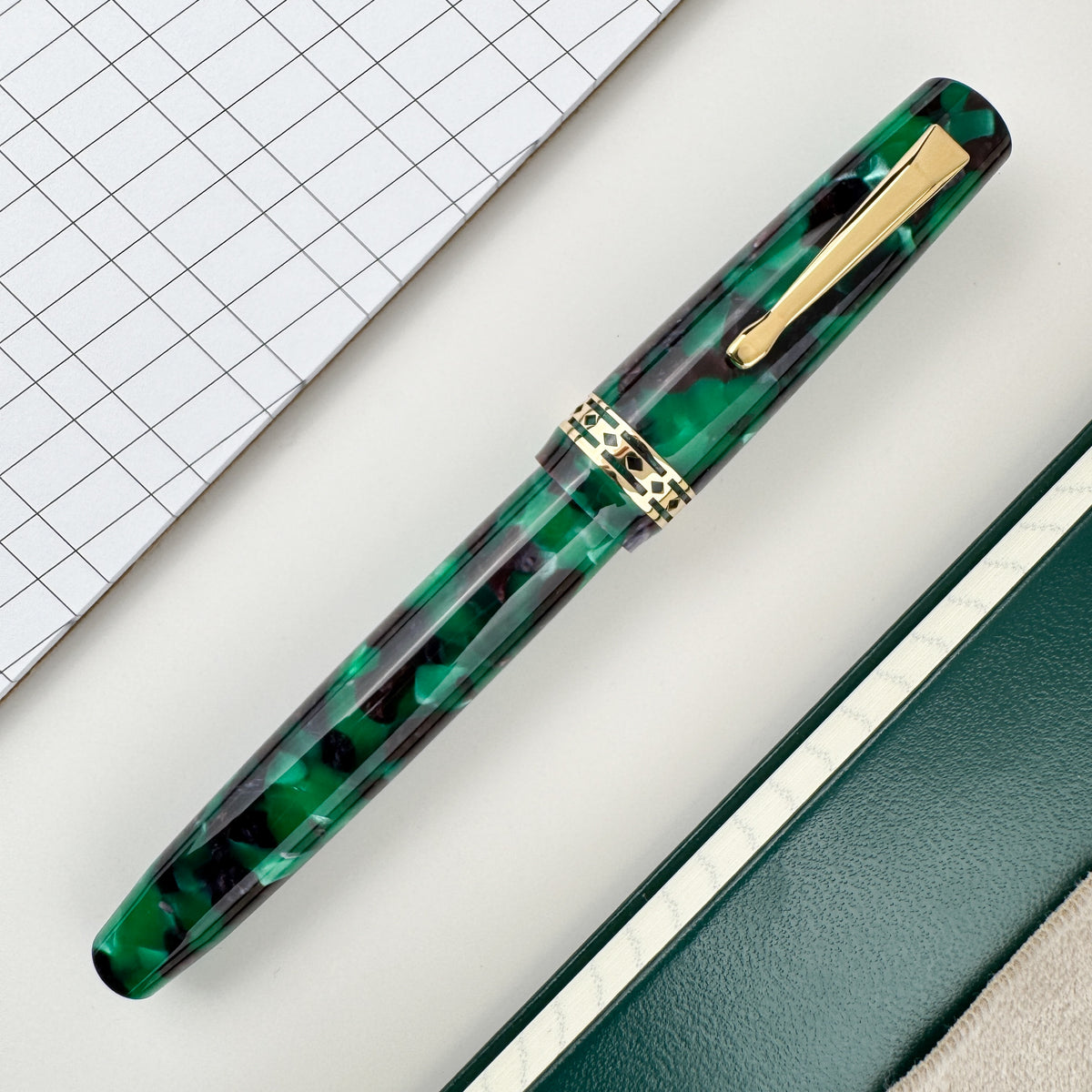 Radius 1934 Settimo Fountain Pen - Minerale – Atlas Stationers